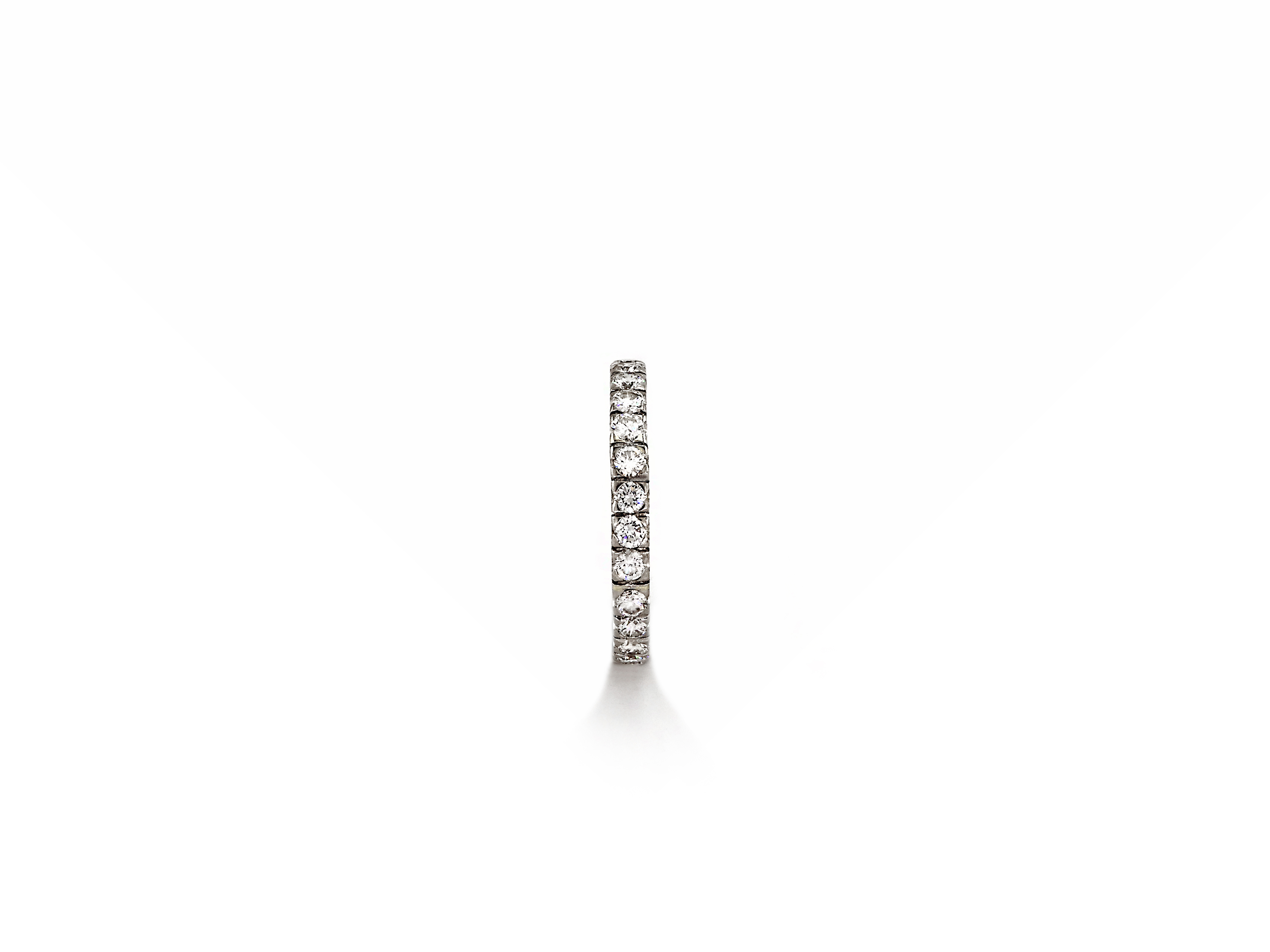 White Gold Alliance Ring with Diamond | Jewel in a Box